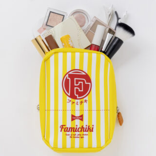 ファミリーマートで販売 Famichiki SPECIAL BOOK ポーチ ver. 【付録】 ファミチキ ポーチ | 雑誌付録ダイアリー ...
