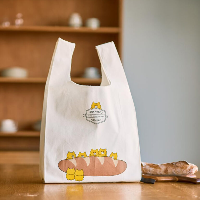 kodomoe コドモエ 2024年 12月号 【付録】 ノラネコぐんだん マルシェBAG、別冊24P絵本『おにぎり ぱく！』、ノラネコぐんだんカレンダー 2025 | 雑誌付録ダイアリー ...